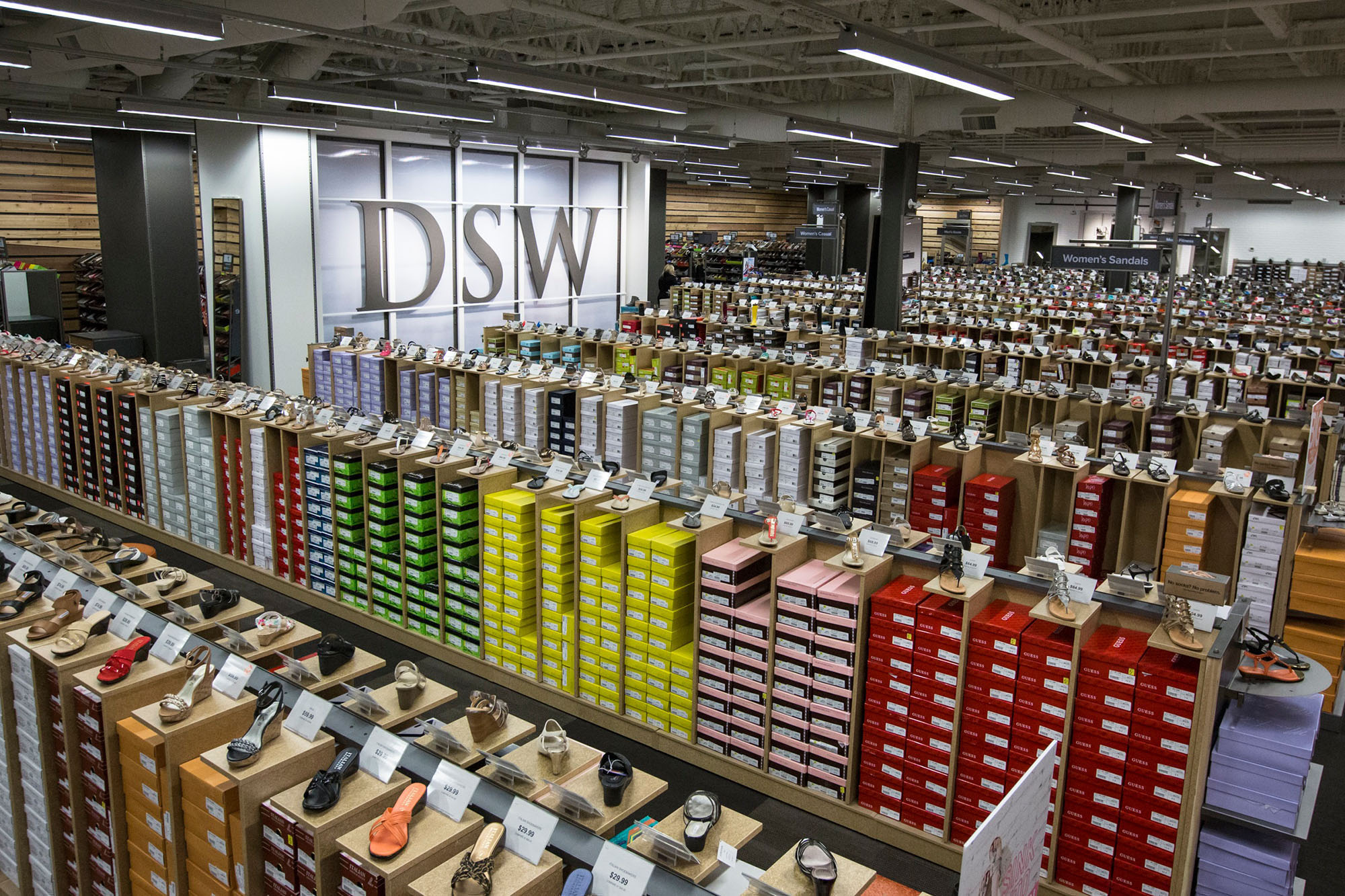 DSW to open at Bayfair on October 1 | San Leandro Next
